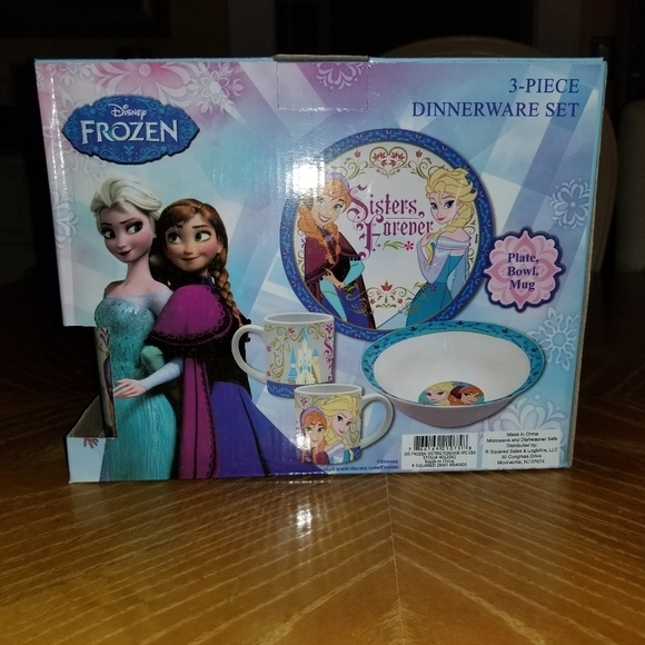 Disney | Other | New Disney Frozen Ii 3 Piece Dinnerware Sisters ...